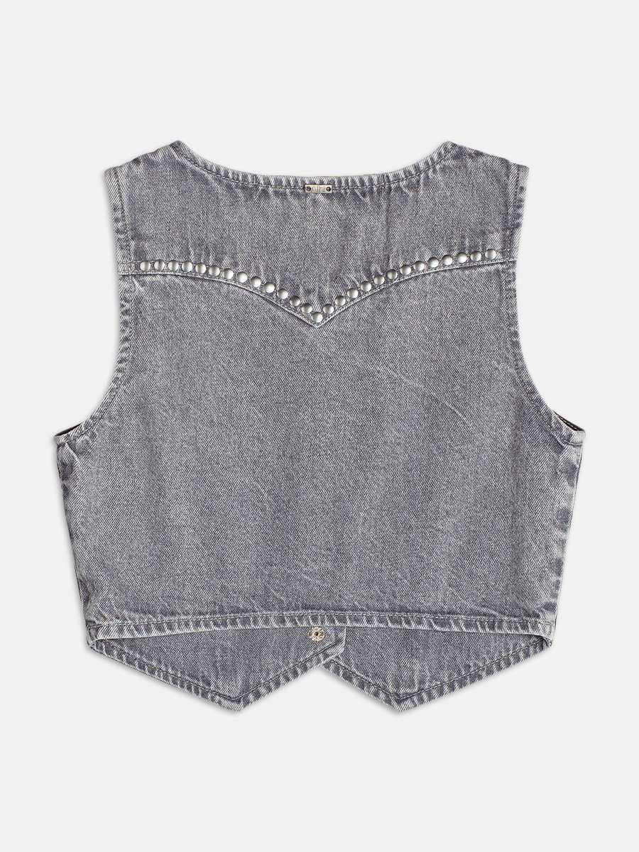 Colete Denim com Tachas